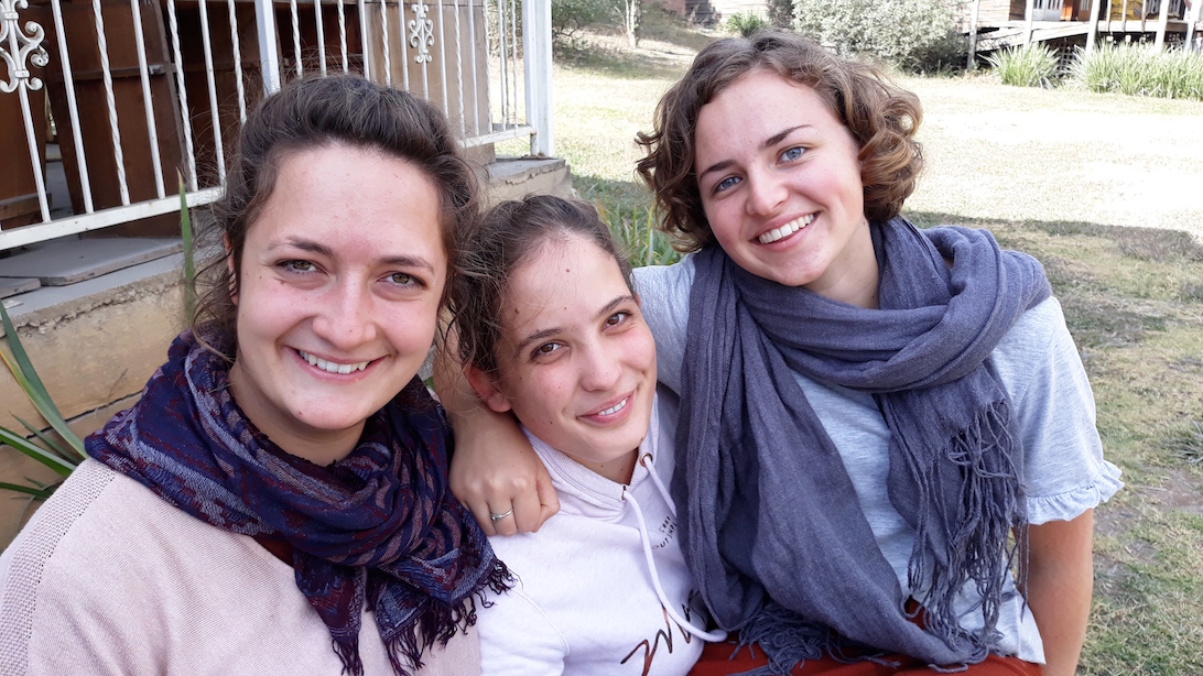 Luisa Schmid, Johanna Heitz & Leah